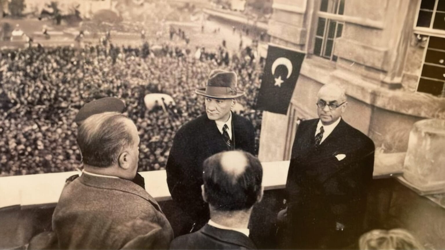 Türkiye Cumhuriyeti’nin Doğuşu ve Gelişimi, Tarihsel Kökenleri, İlkeleri ve Gelecek Vizyonu ...